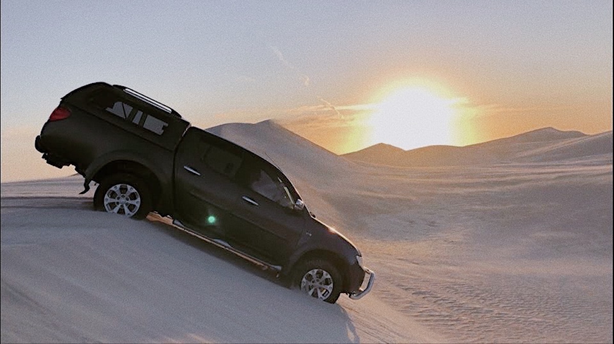 Driving in Dunes – Beyond the Bitumen